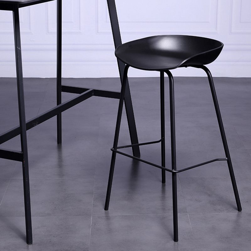 Contemporary Metal Counter Height Stools Low Back Bar Stool with Footr